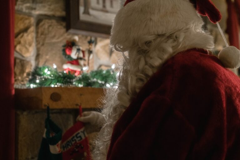 How to Make a Santa's Grotto at Home or Garden - Real Santa Letters
